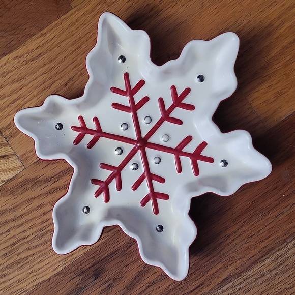 Hallmark | Holiday | Hallmark Snowflake Shaped 8x8 Festive Dish New ...